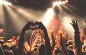 Top 50 Interview Questions to Ask Musicians and Singers 2025